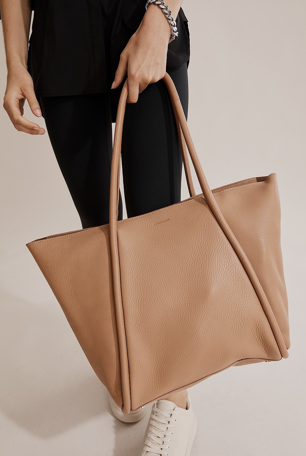 Acorn Hayley Tote - Bags | Country Road