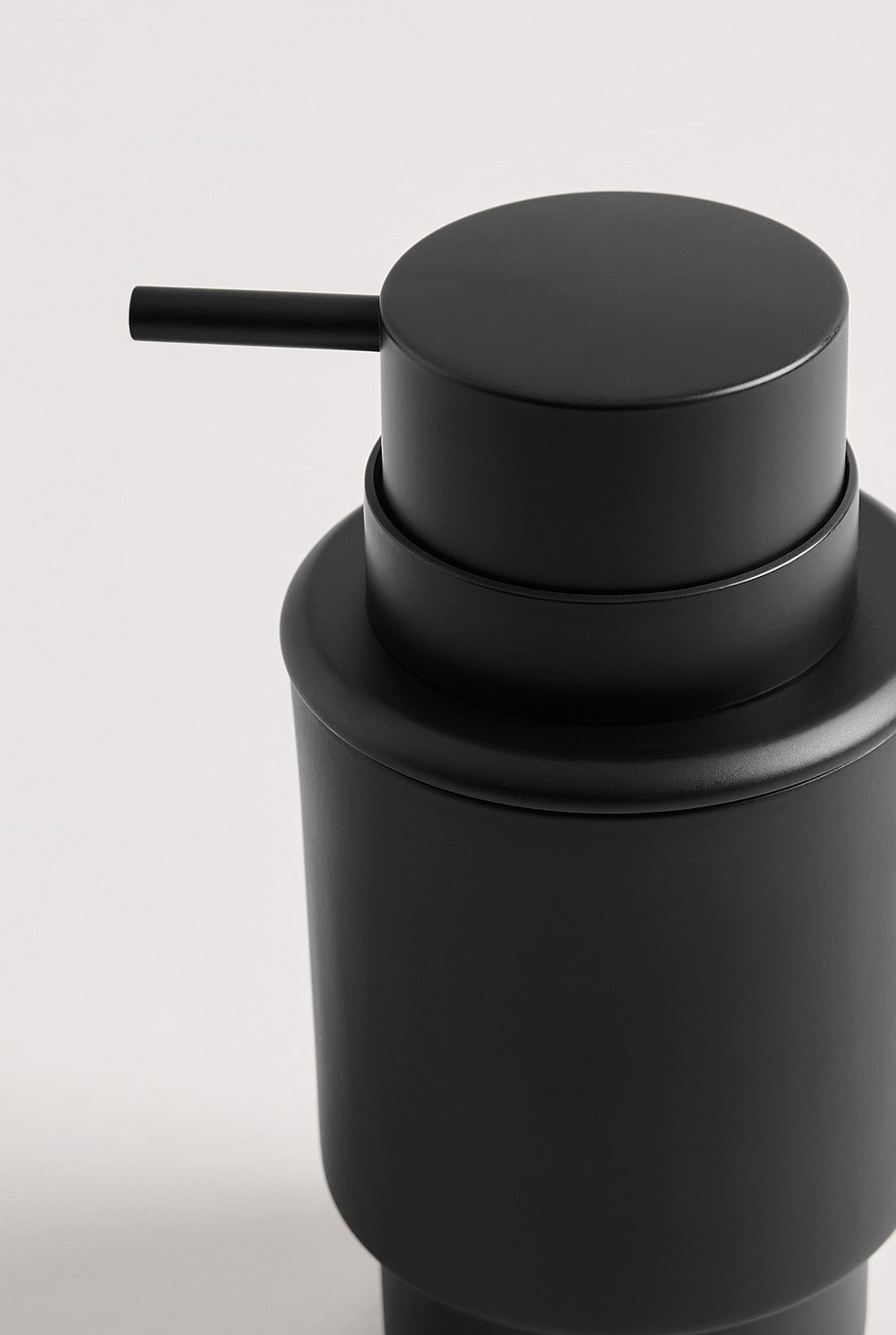 Black Fitzroy Soap Pump - Bathroom Accessories | Country Road