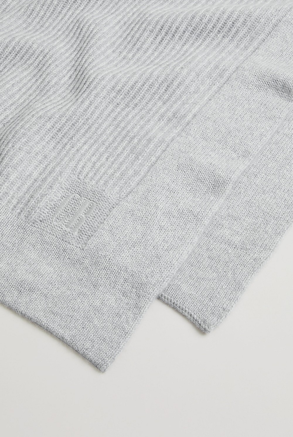Pale Grey Cashmere Rib Throw - Natural Fibres | Country Road